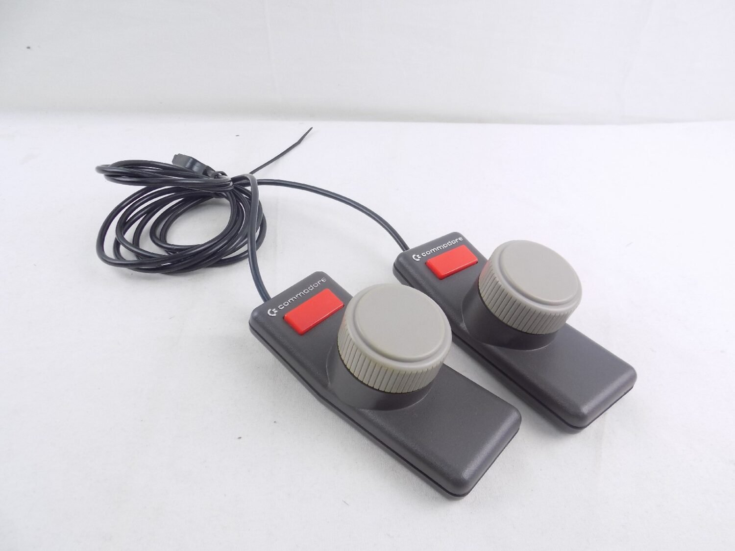 Commodore 64 Paddle Controller - Starboard Games
