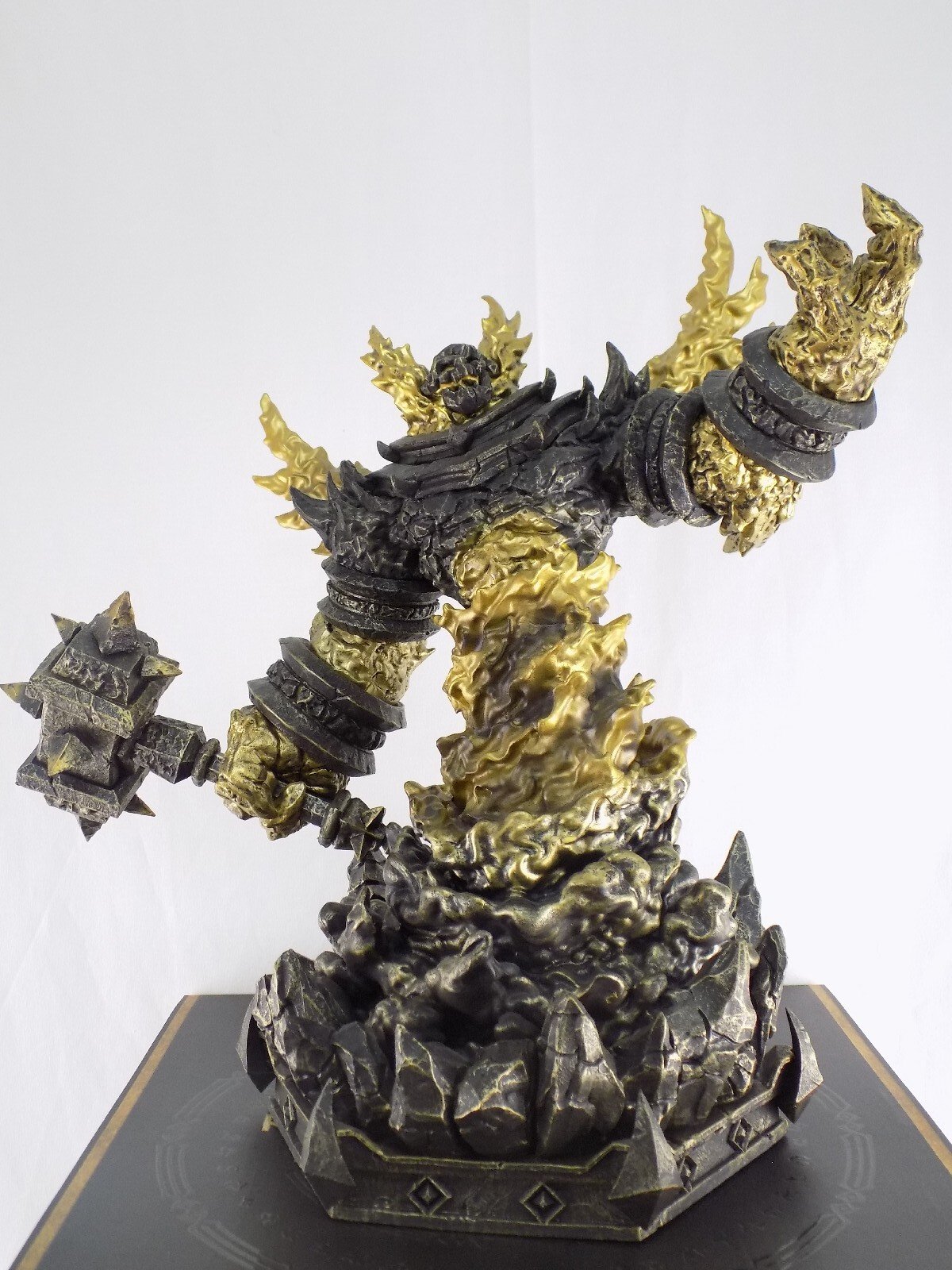 Like New World Of Warcraft 15 Year Anniversary Ragnaros Statue with Box ...