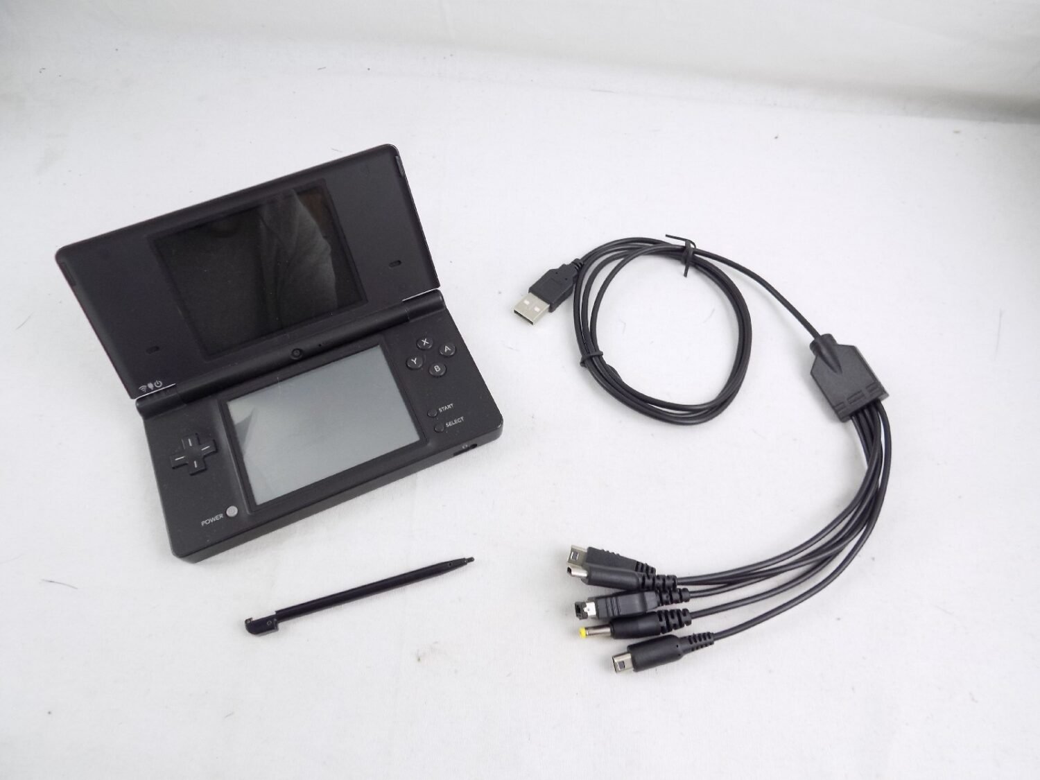 Nintendo DSi (Graphite Black) Console Handheld Inc Charger And Stylus ...