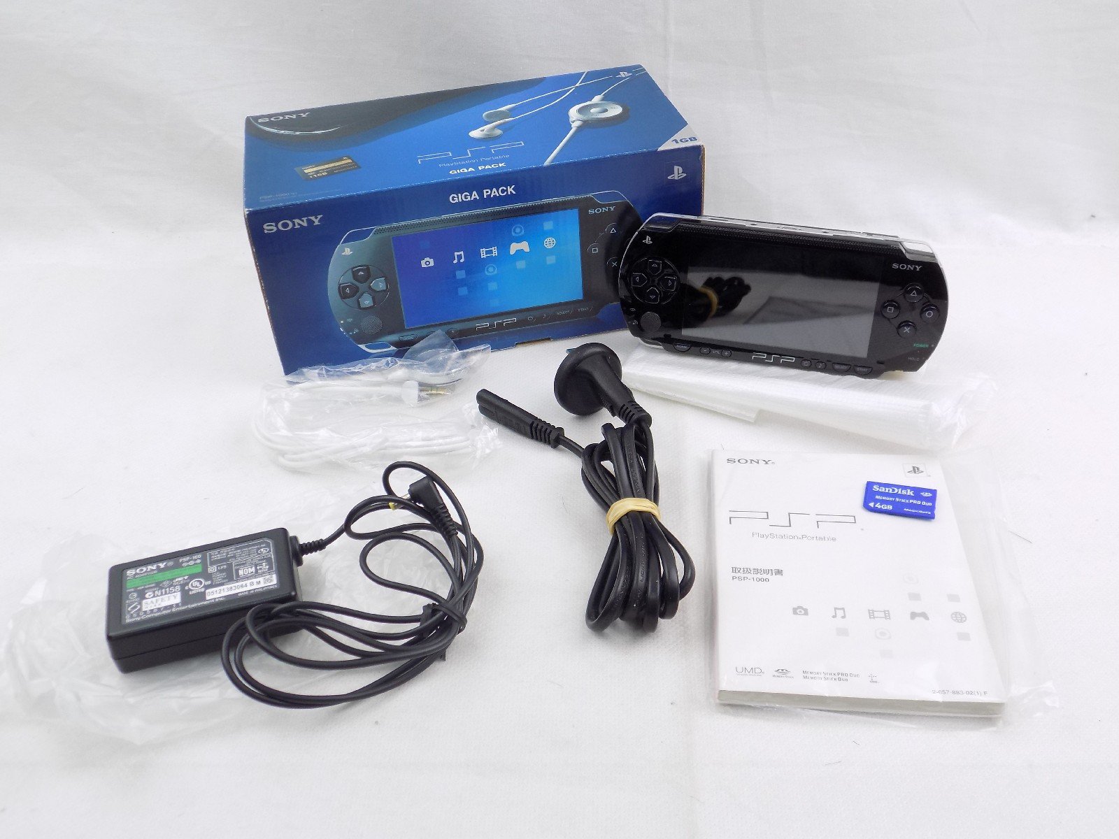 Boxed Brand New Giga-Pack With PSP 1000 Playstation Portable Console ...