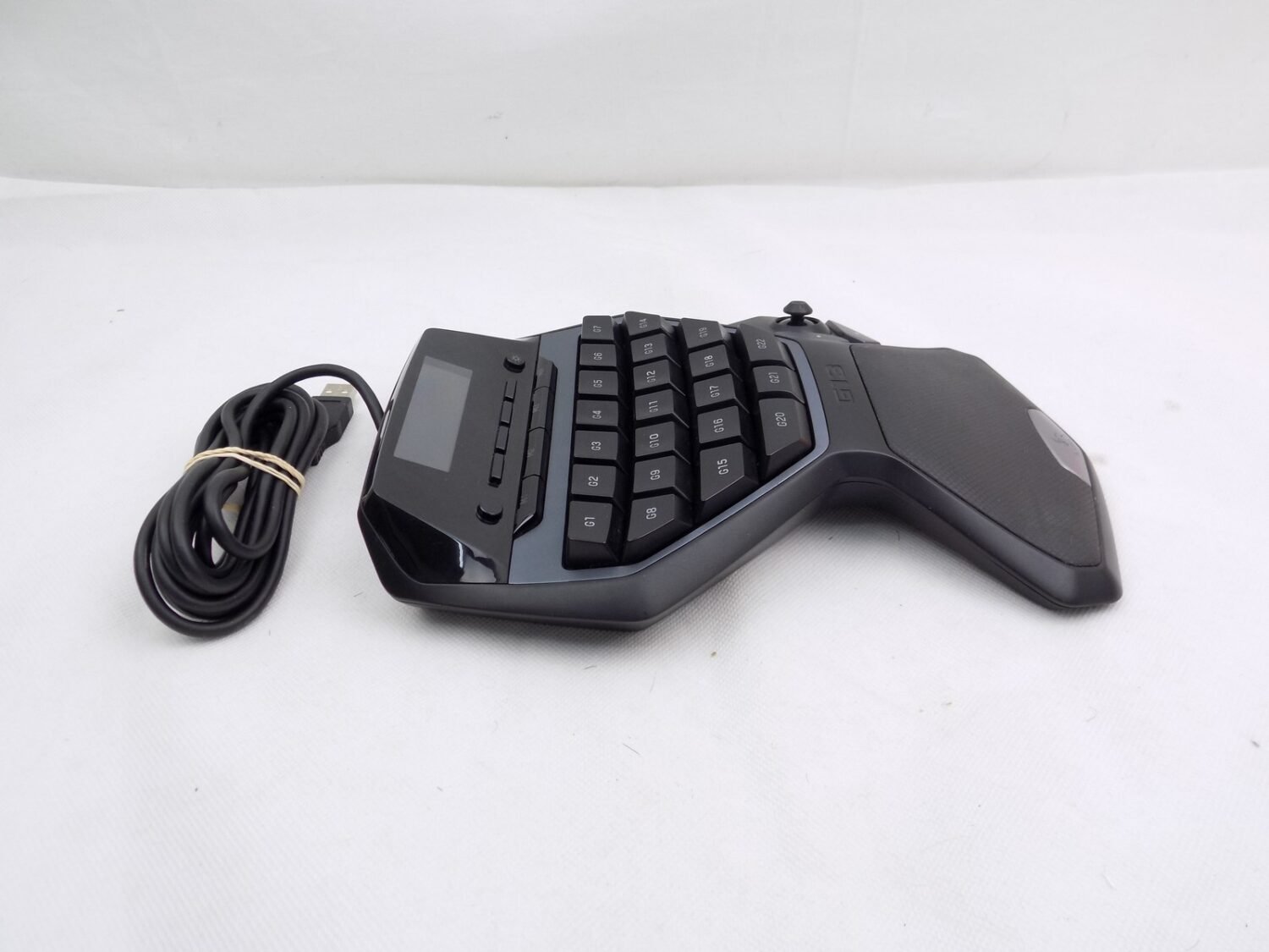 Like New Logitech G13 Advanced Gameboard Gaming Keyboard - Starboard Games