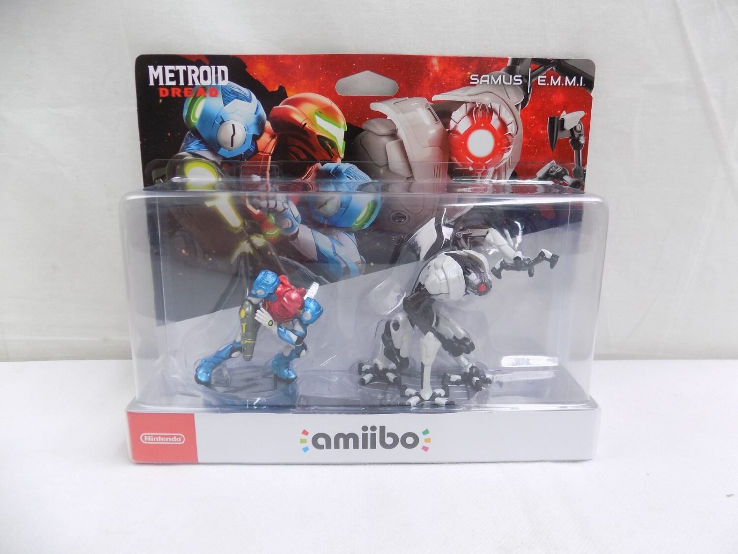 Boxed Brand New Nintendo Amiibo Metroid Dread Samus & EMMI Figure ...