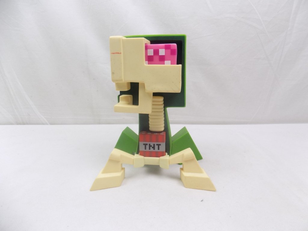 Minecraft Creeper Anatomy Deluxe Vinyl Figure 3D Puzzle - Starboard Games