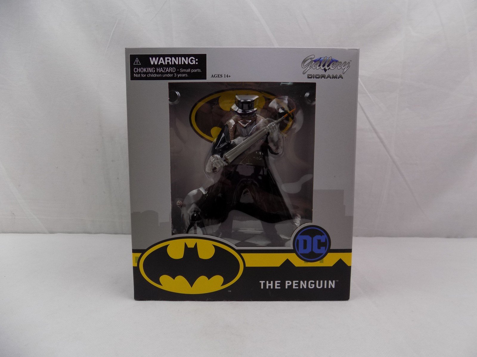Brand New Sealed Diamond Select DC Comics Gallery The Penguin PVC ...