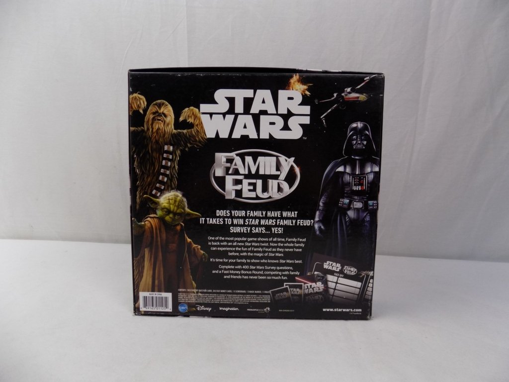 Star Wars Family Feud Board Game - Starboard Games
