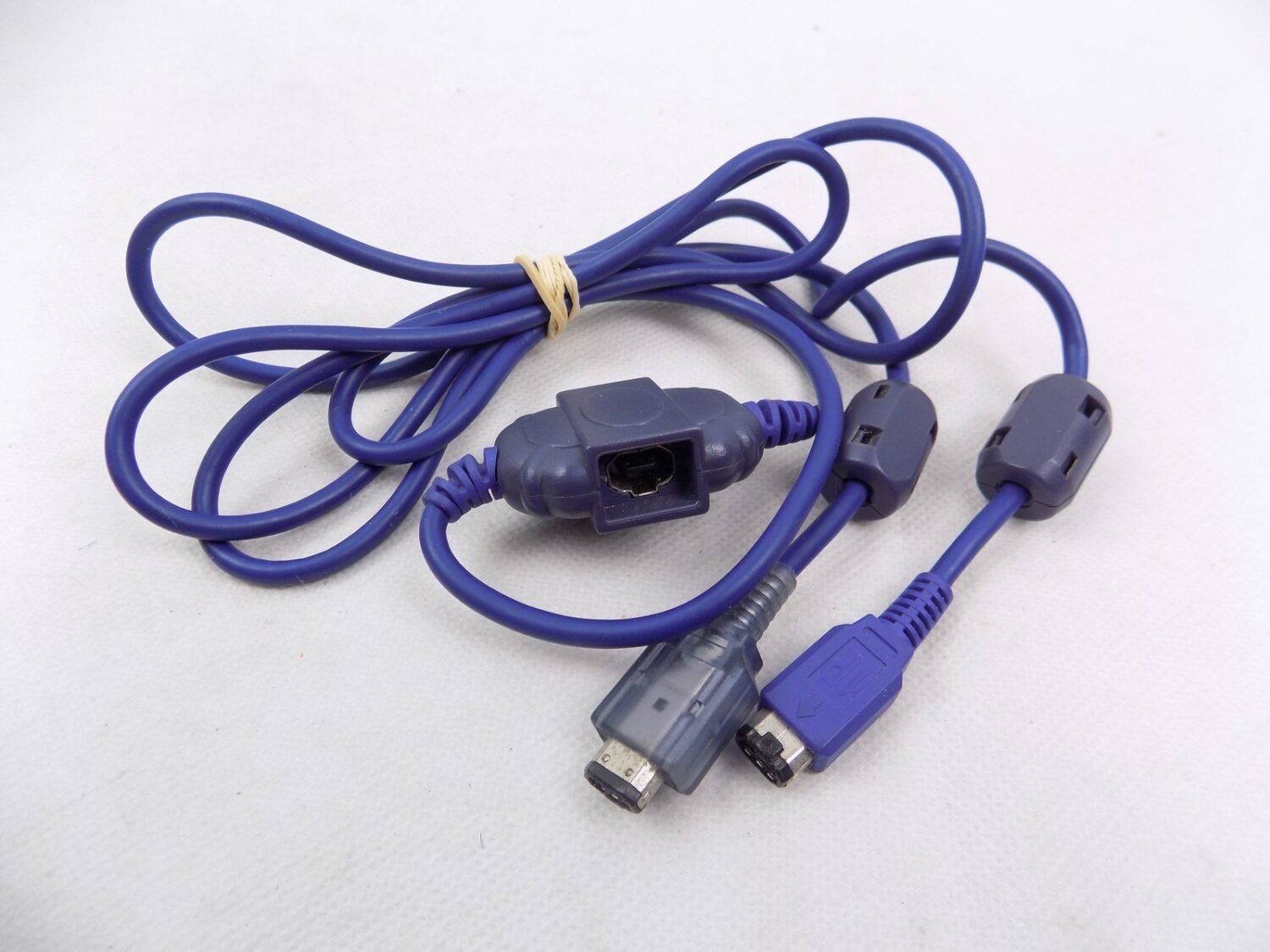 Nintendo GameBoy Advance Game Link Cable - Starboard Games