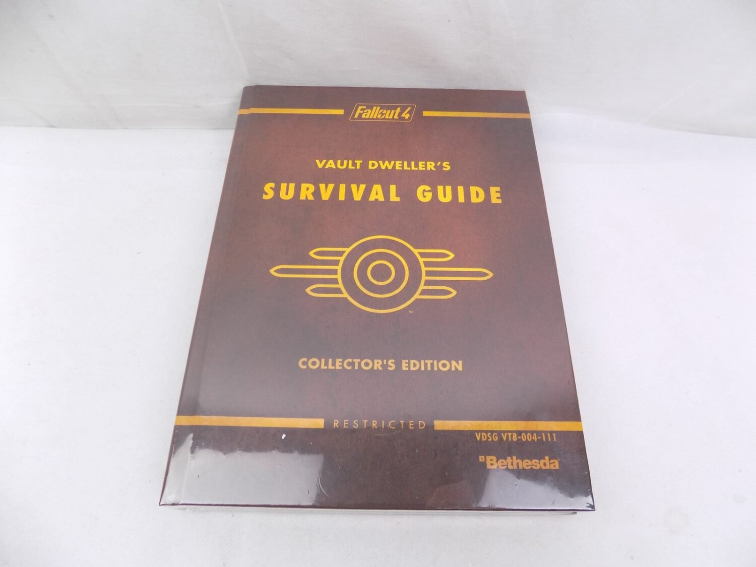 Brand New Sealed Vault Dweller's Survival Guide Collector's Edition ...