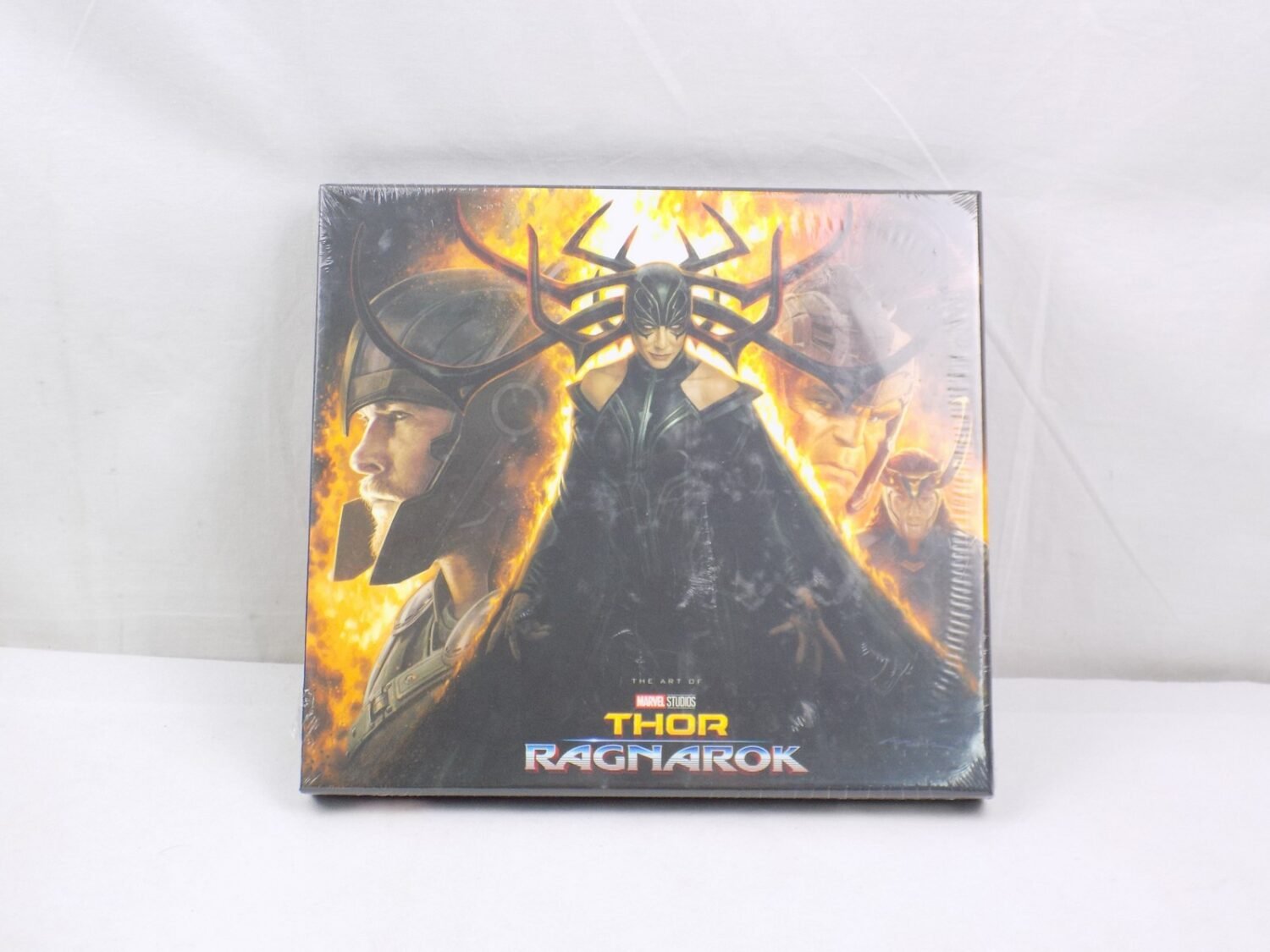 Brand New Sealed Marvel Studios Thor Ragnarok Book - Starboard Games