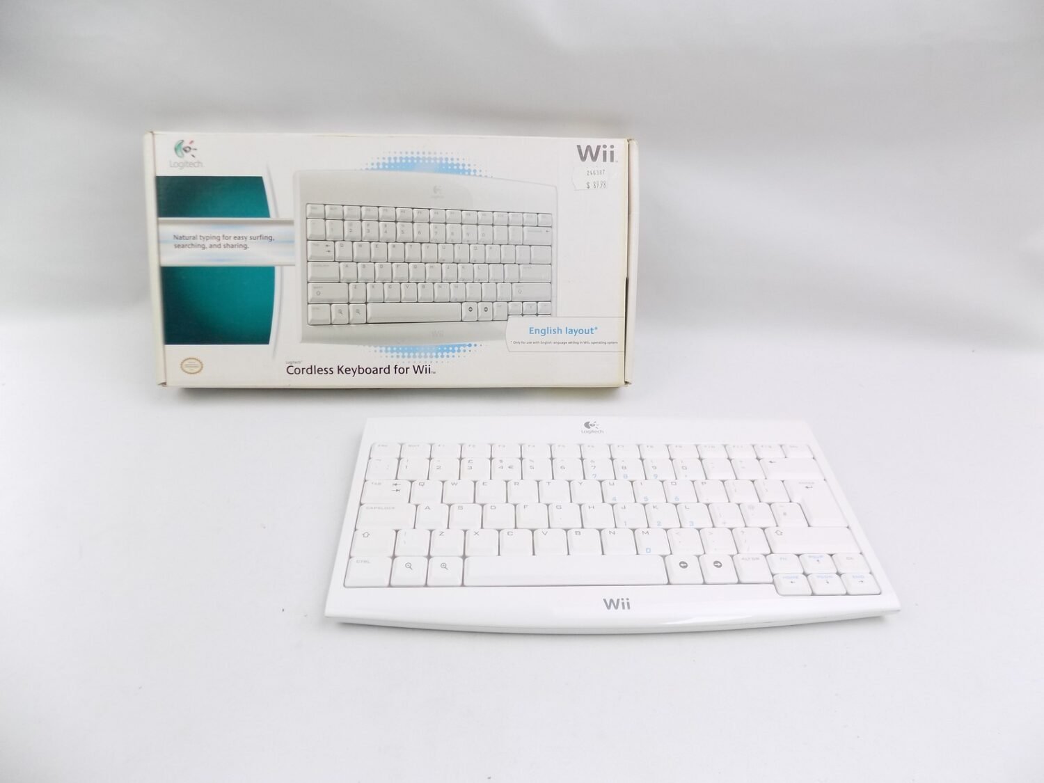 Boxed Logitech Wii Cordless Keyboard with Dongle - Starboard Games