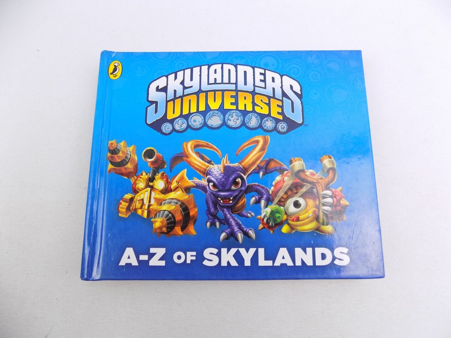 Skylanders Universe A-Z of Skylands Hardcover Book - Starboard Games