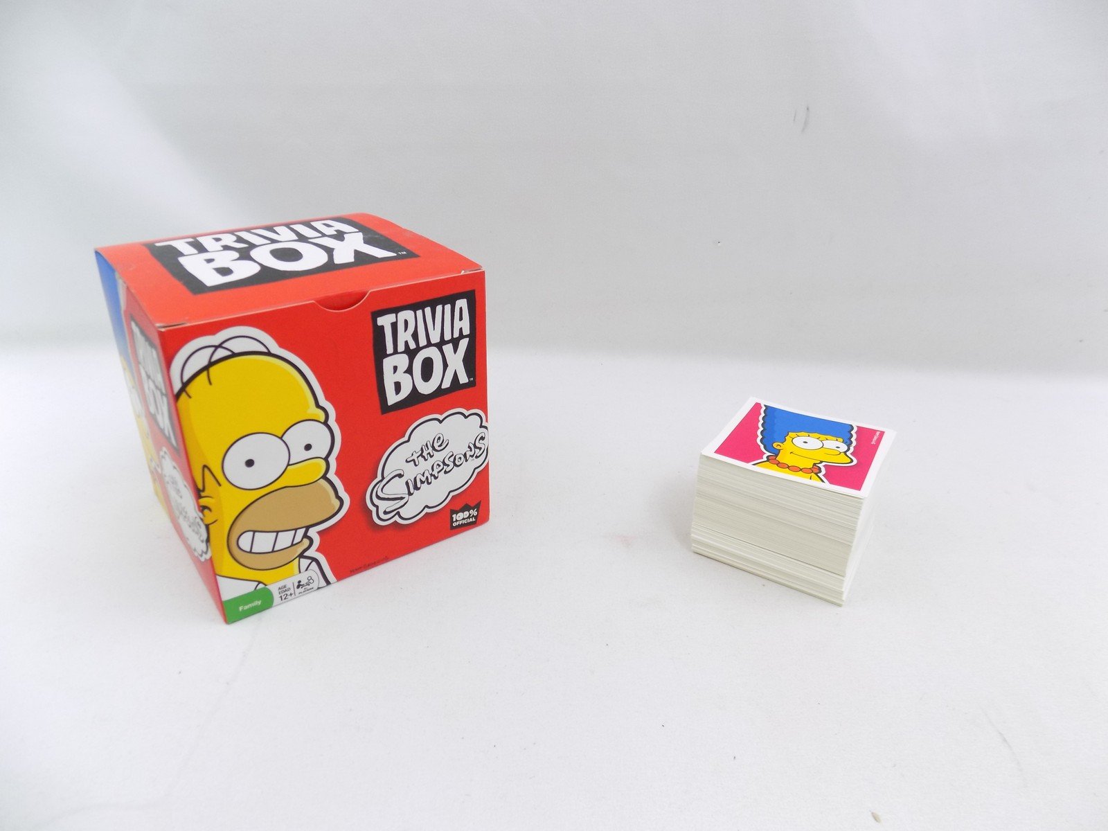 Like New The Simpsons Trivia Box Party Game - Starboard Games