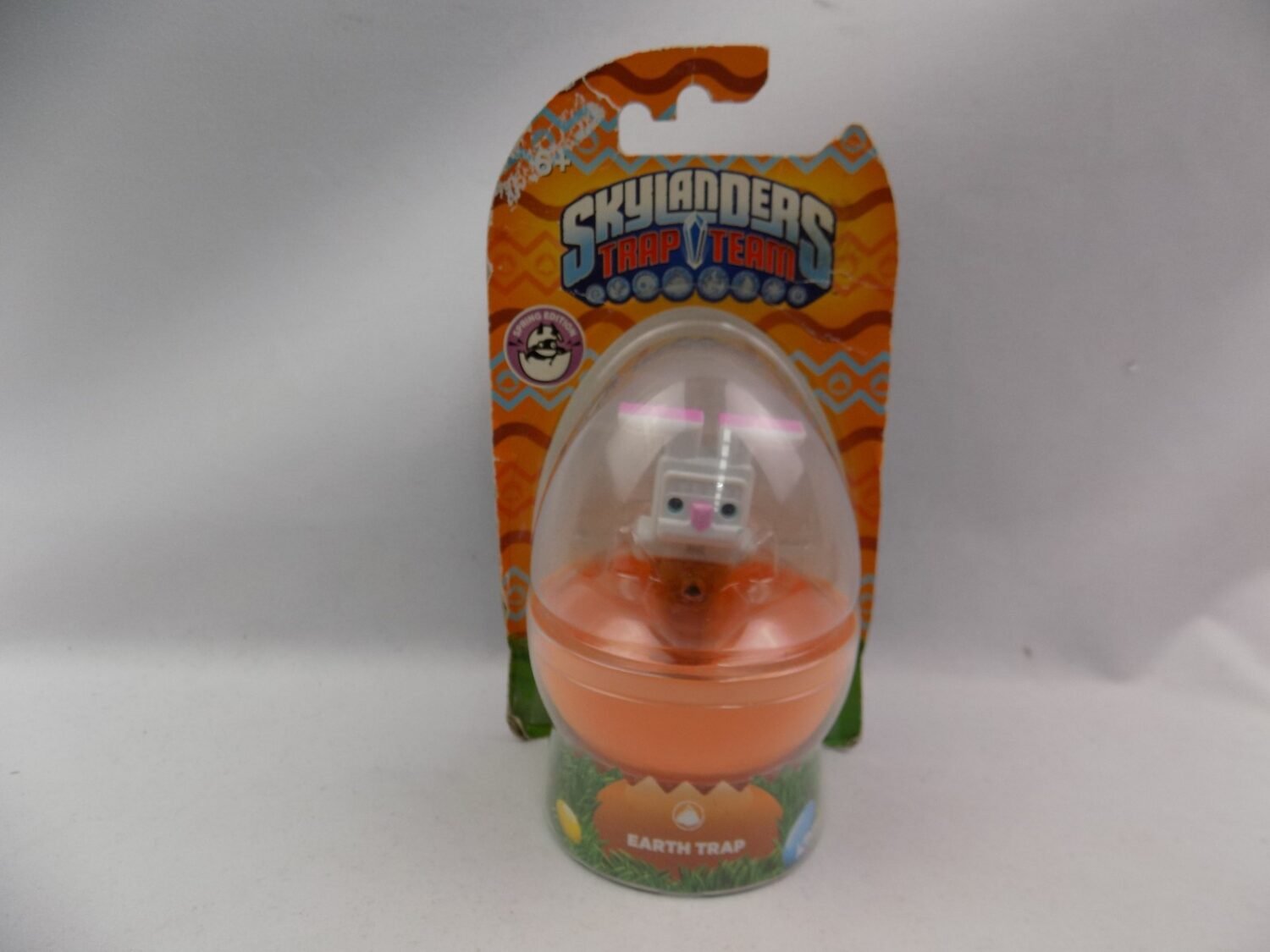 Brand New Skylanders Trap Team Easter Bunny Earth Trap Figure ...
