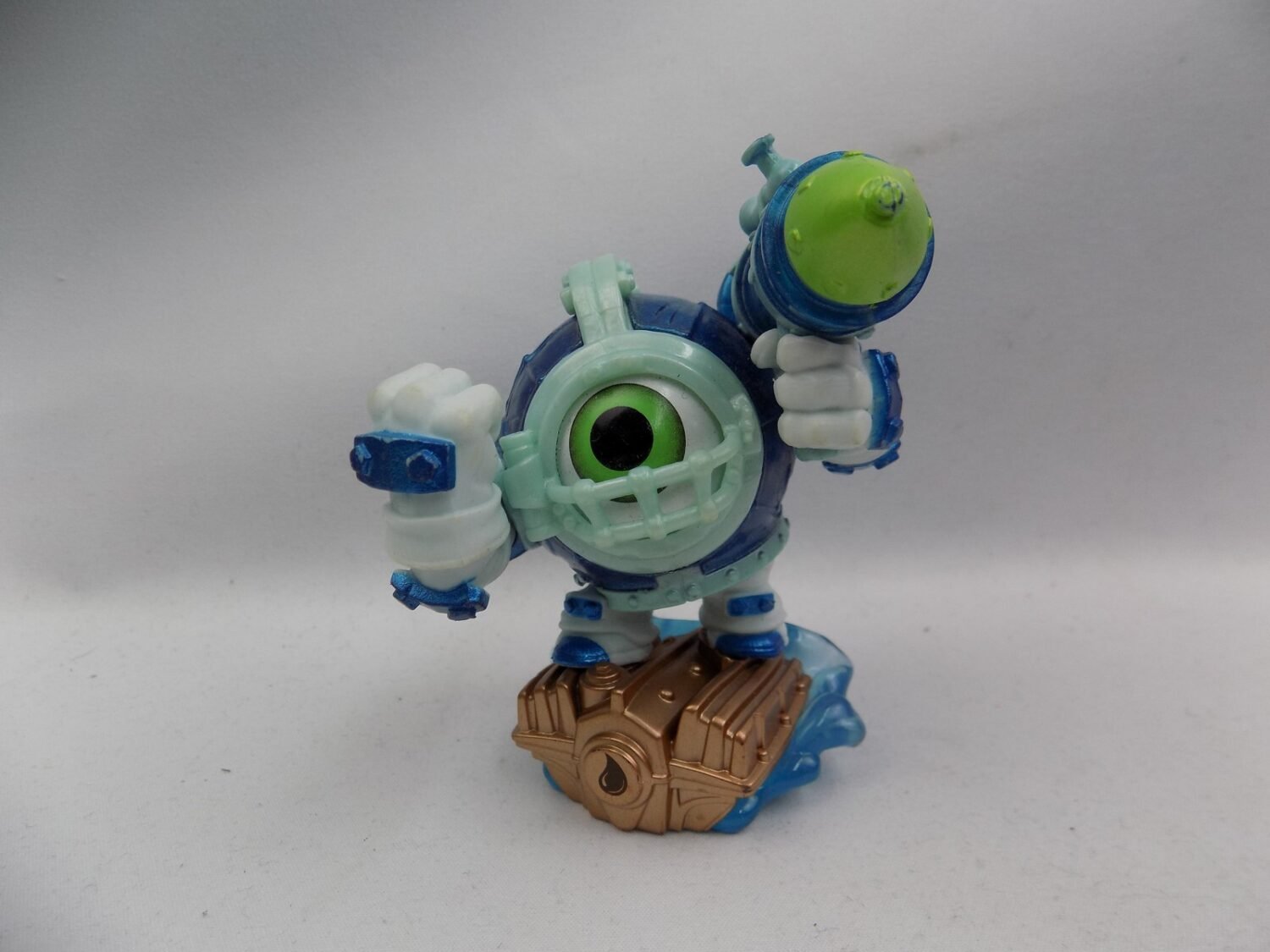 Skylanders Superchargers Dive-Clops Figure - Starboard Games