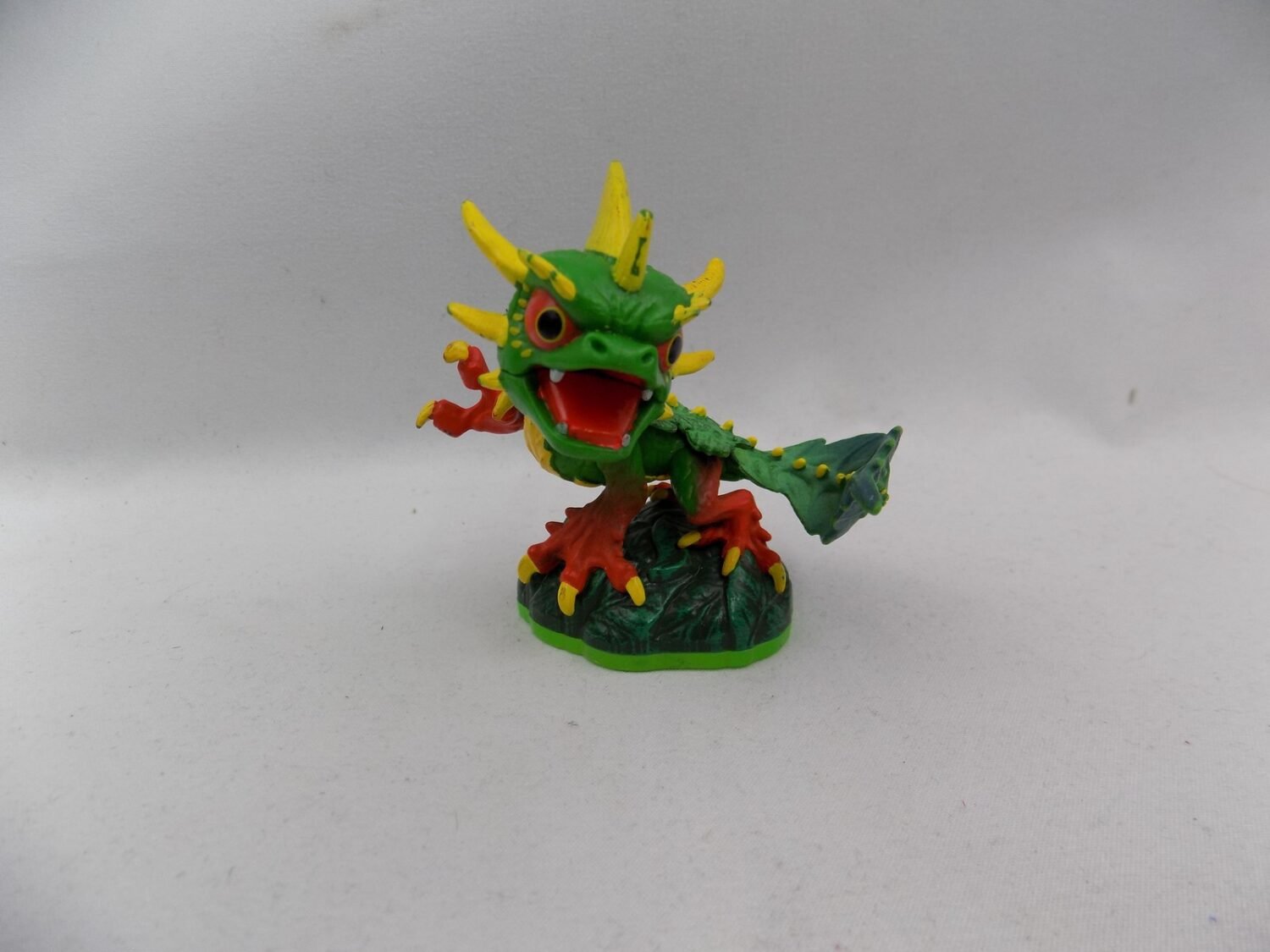 Skylanders Spyro's Adventure Camo Figure - Starboard Games