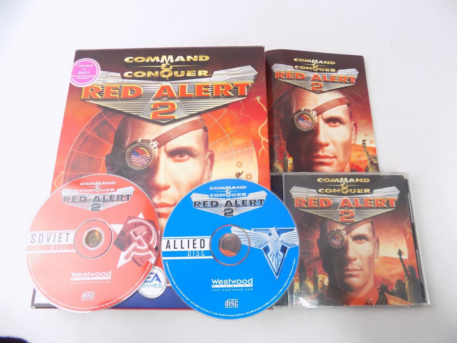 Mint Disc PC Command & Conquer Red Alert 2 II - Starboard Games