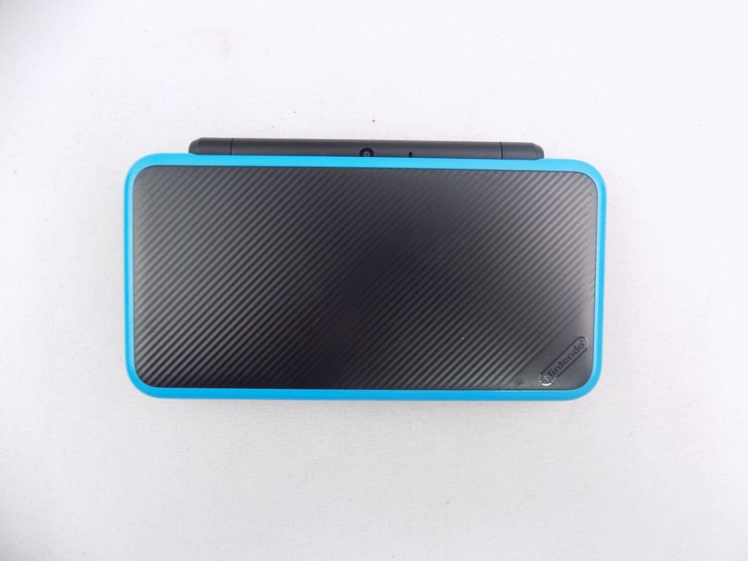 New Nintendo 2DS XL Black & Blue Handheld Console + Charger - Starboard ...