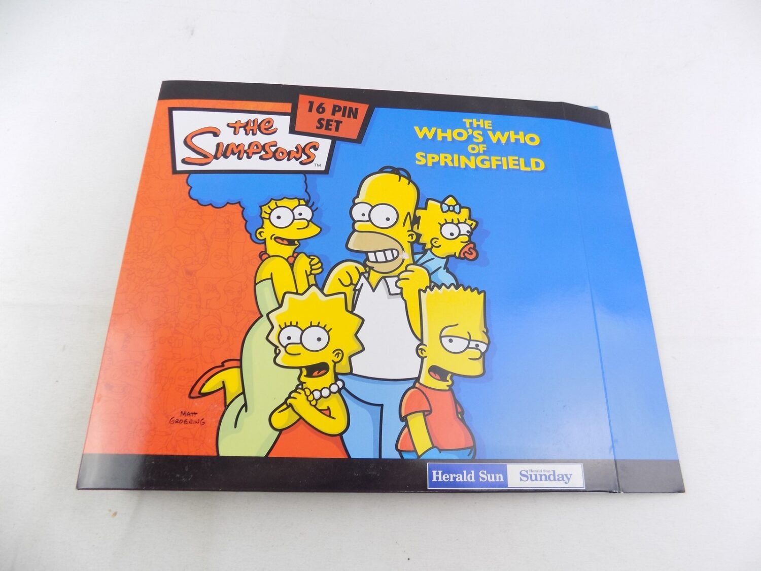 Brand New The Simpsons The Who's Who Of Springfield Collector Album ...
