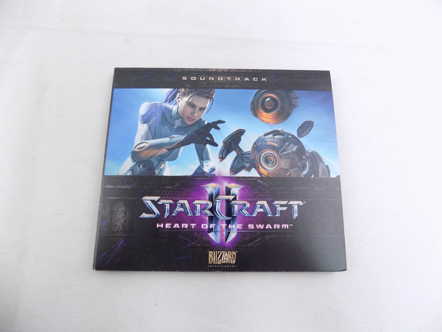 Like New StarCraft II 2 Heart of The Swarm Soundtrack CD - Starboard Games