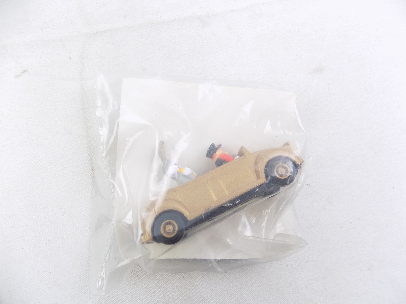 Brand New KFC Looney Tunes Car-Tunes Bugs Bunny Limo Promotional Toy ...