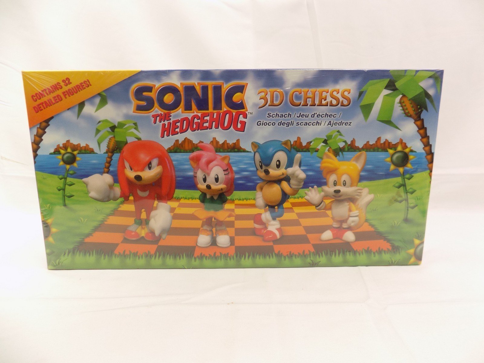 Brand New Sonic The Hedgehog 3D Chess Set - Starboard Games