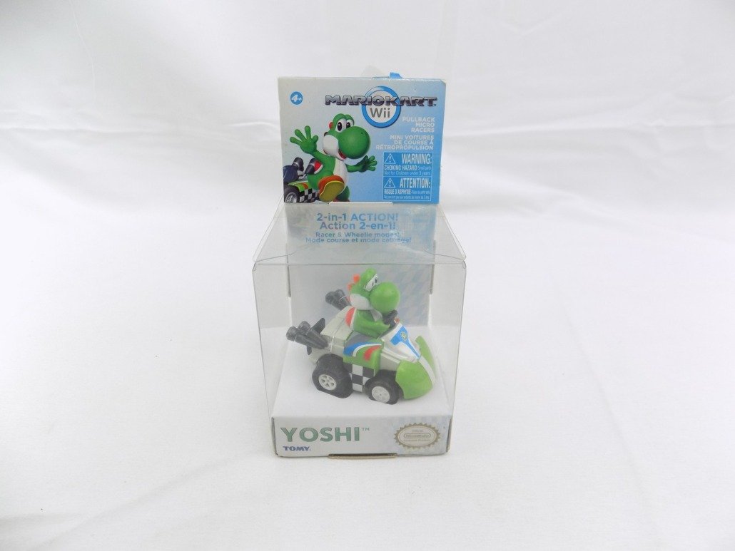 Brand New Mario Kart Wii Pull Back Racers Yoshi Toy Car - Starboard Games