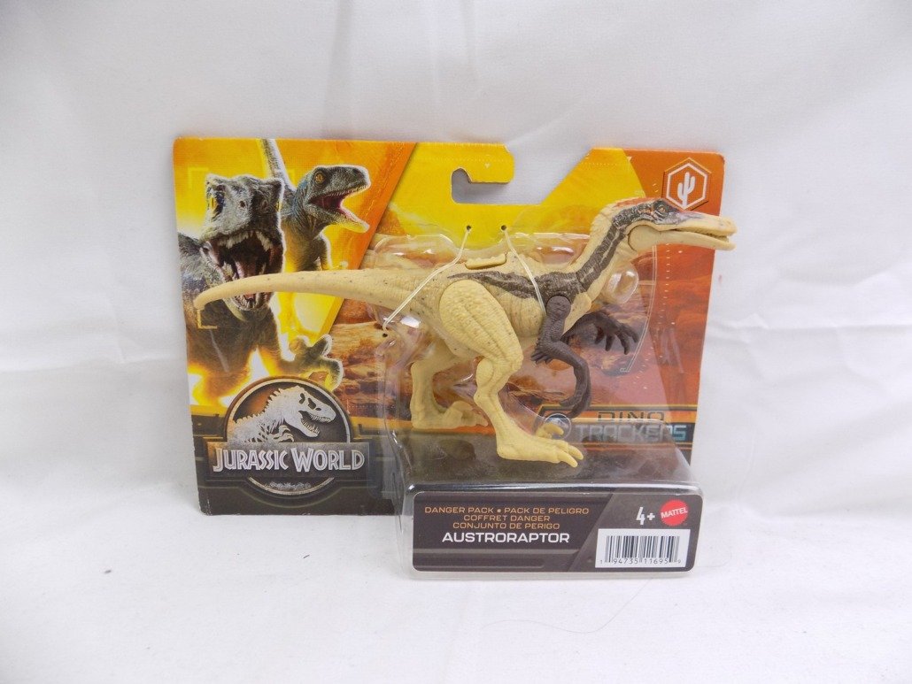 Brand New Jurassic World Dino Trackers Austroraptor Action Figure ...