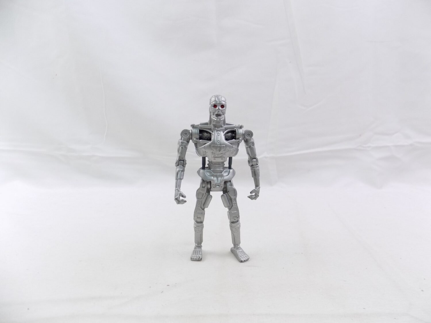 Like New Kenner Terminator T-800 Techno Punch 6" Action Figure ...