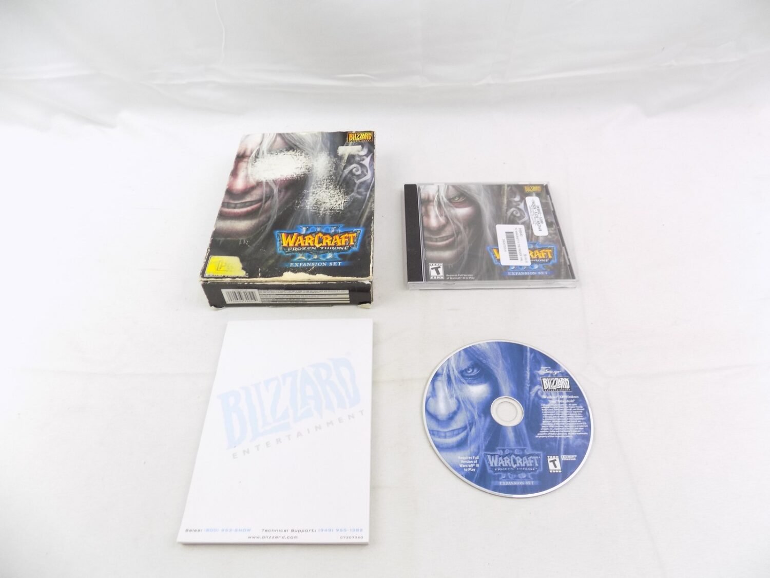 Mint Disc PC Warcraft III Frozen Throne Expansion Set - Starboard Games