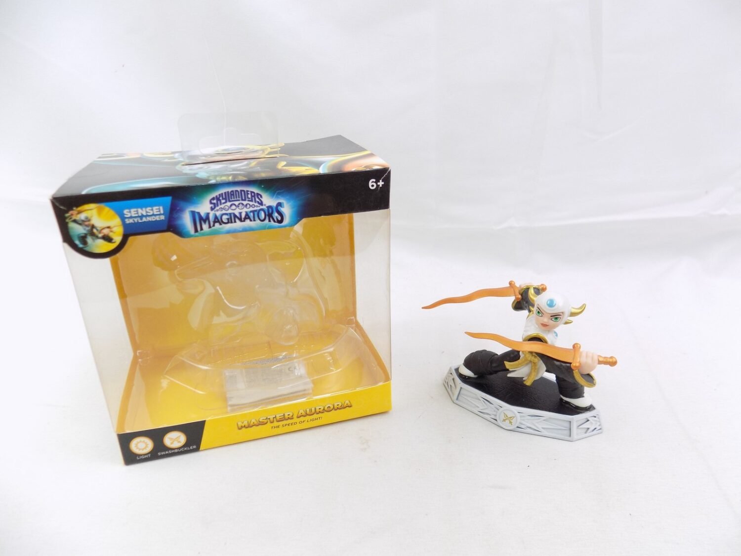 Boxed Like New Skylanders Imaginators Master Aurora - Starboard Games