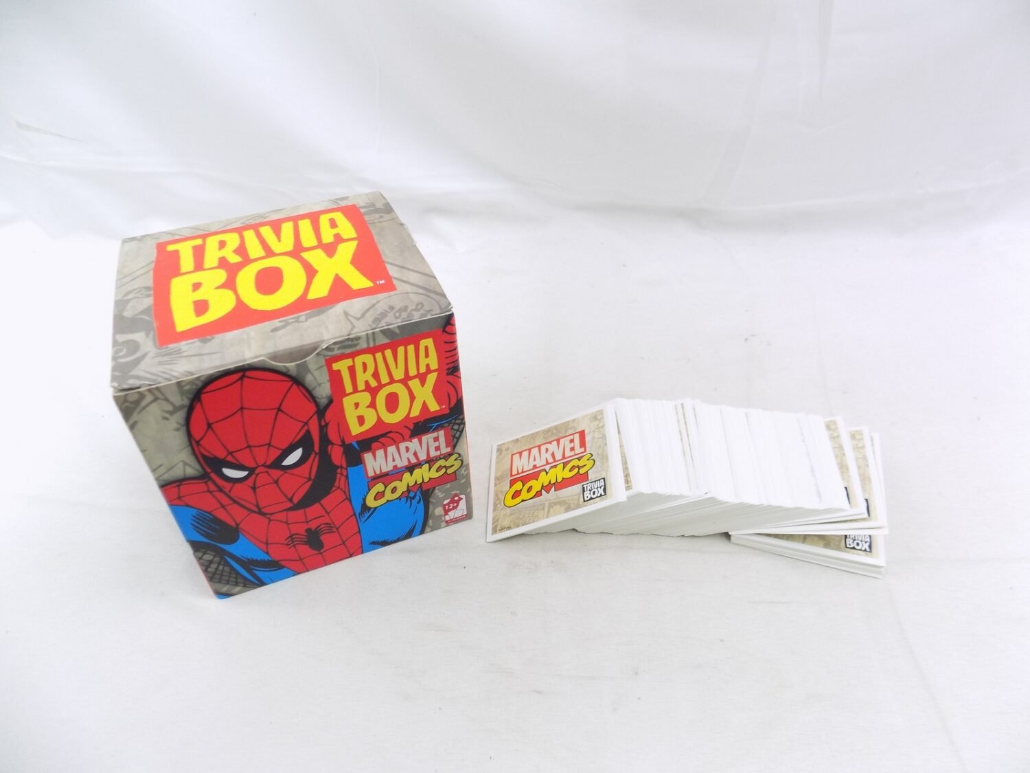 Like New Marvel Comics Trivia Box Party Game - Starboard Games