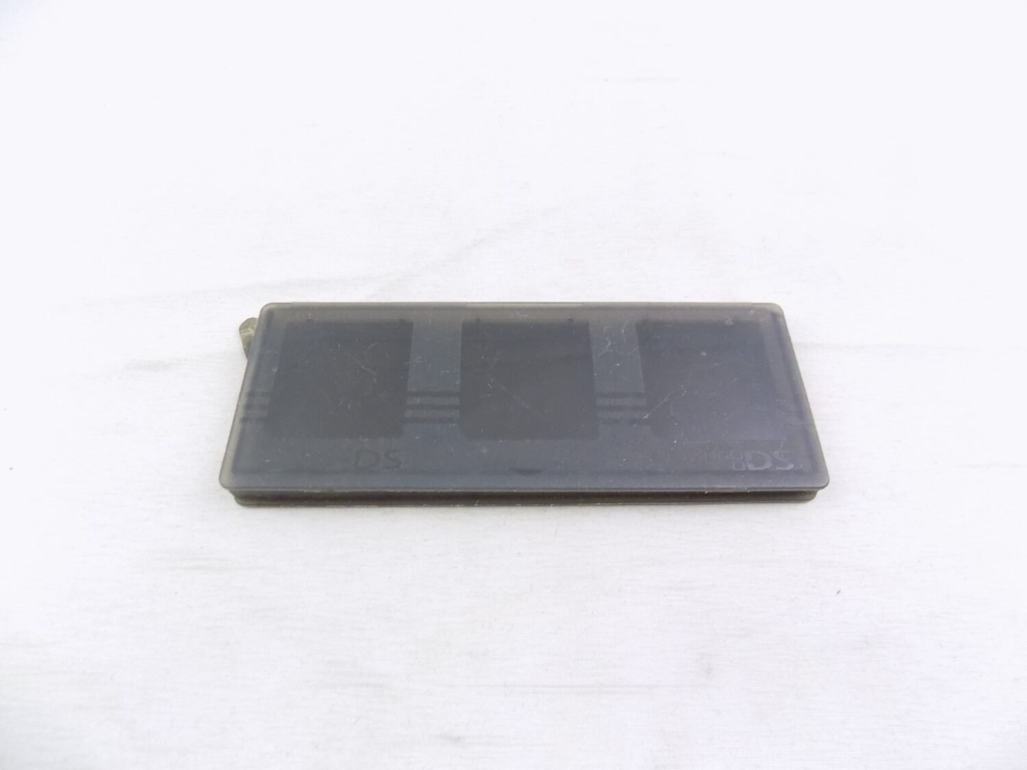 Like New Nintendo DS Smoke Black Triple Cartridge Holder - Starboard Games